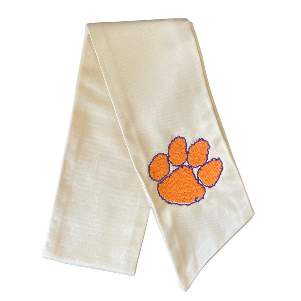 Team Spirit Wreath Sash – Fig & Dove