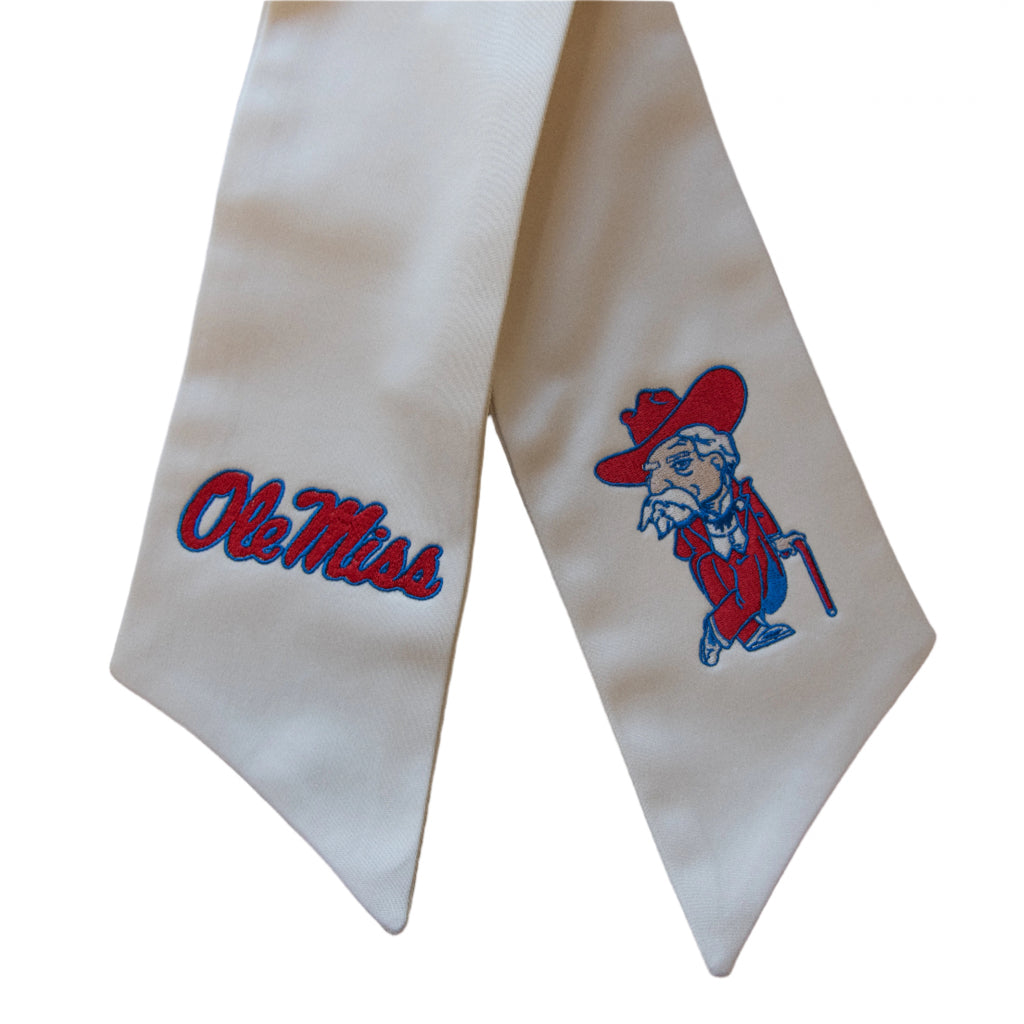 Team Spirit Wreath Sash – Fig & Dove