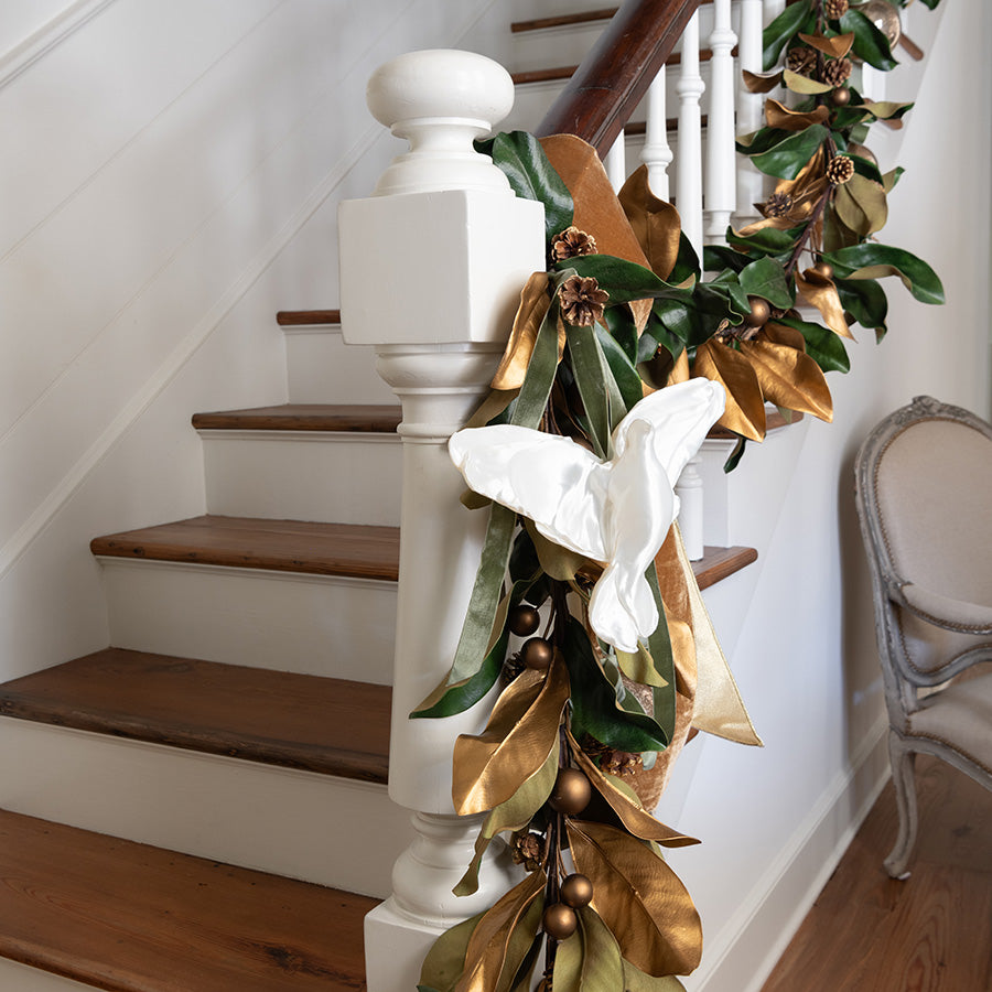 Sculpted Dove Tree Topper – Fig & Dove