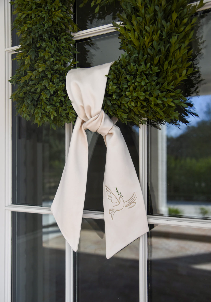 Timeless Front Door Decor – Fig & Dove