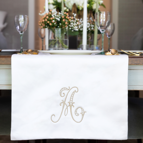 Ivory Table Runner – Fig & Dove
